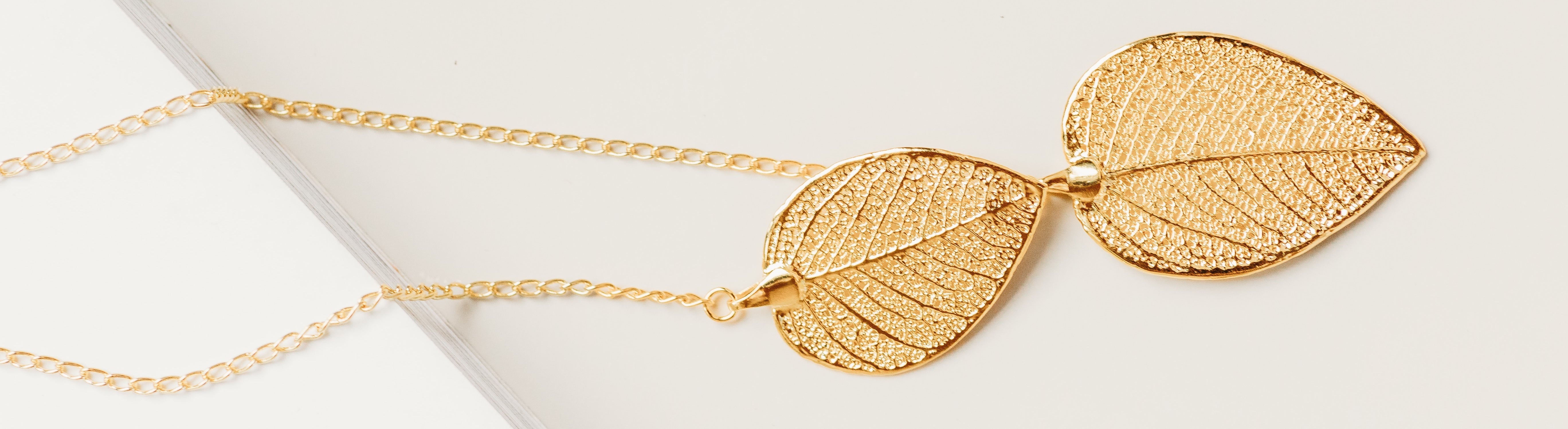 Gold Leaf Necklaces Preserved in 18k Gold Made with REAL Plants – CARLA ...