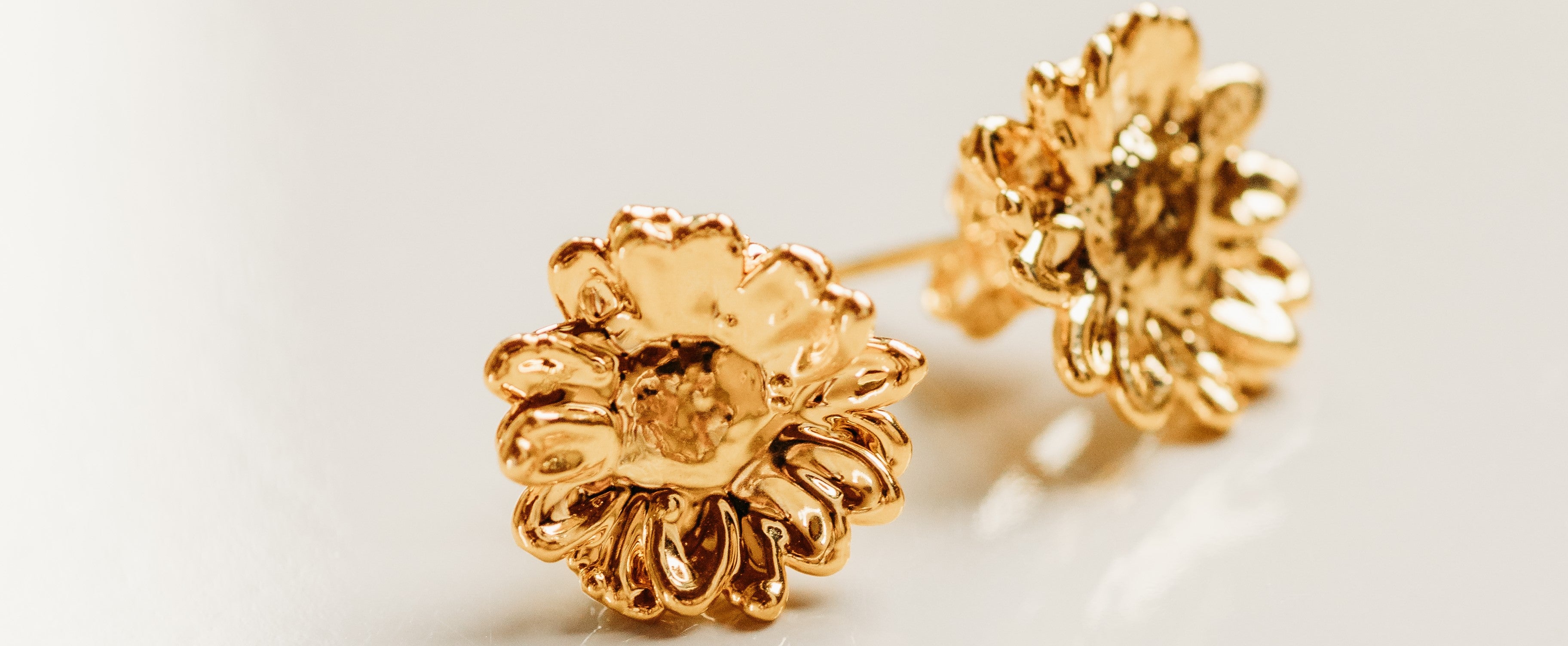 18k Gold Leaf Earrings Made with Real Plants – CARLA SHAW